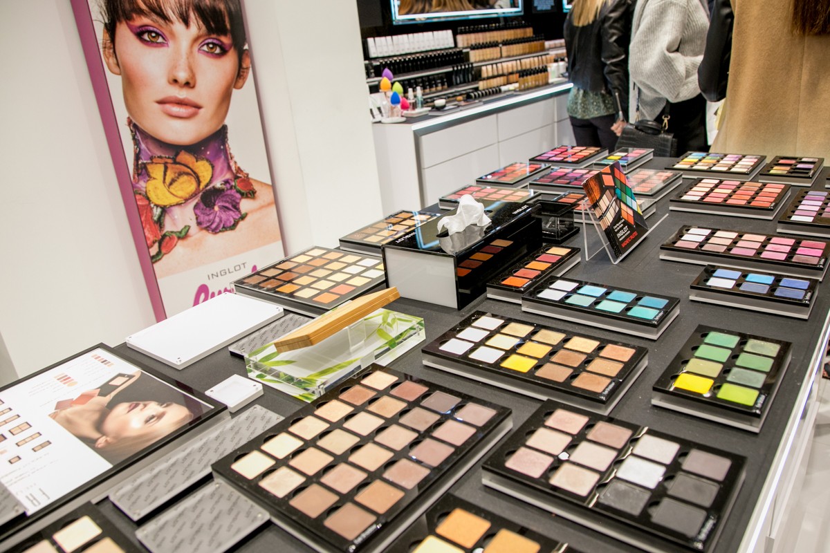 INGLOT cosmetics Opening